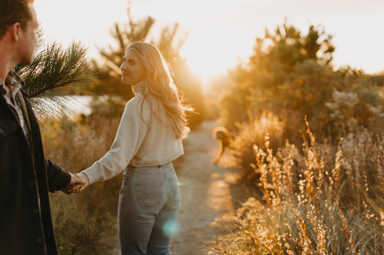Golden Hour Couple Photos in Virginia Beach - Paige Overturf ...